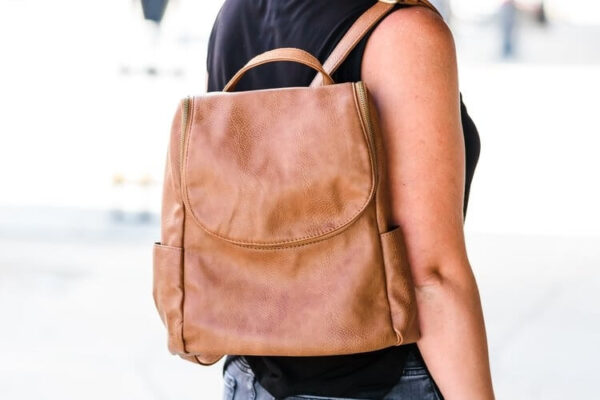 10 Best Clamshell Backpacks in 2023 - Buyer's Guide - Backpack Beasts