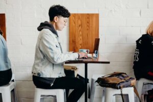 10 Best Smart Backpacks – Buyer’s Guide - Backpack Beasts
